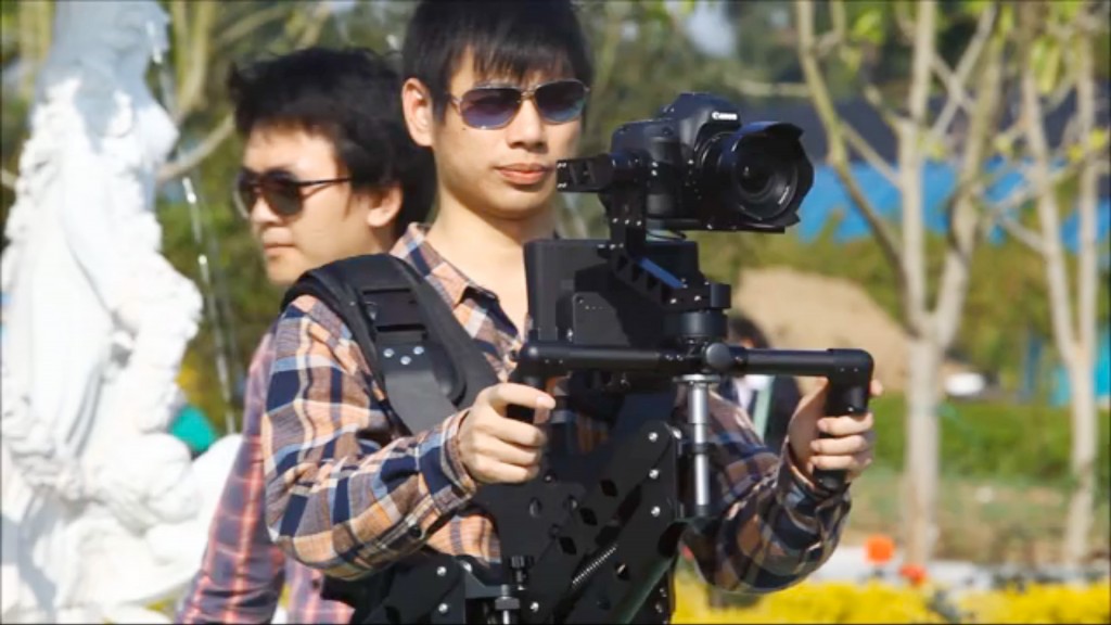 GAZER brushless gimbals hit Kickstarter showing handhelds and ...