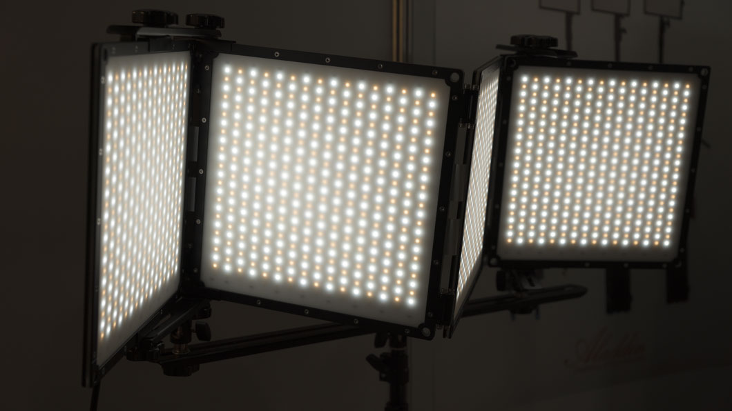 NAB 2016: Aladdin prototype 1x1 LED lights are waterproof, adaptable ...