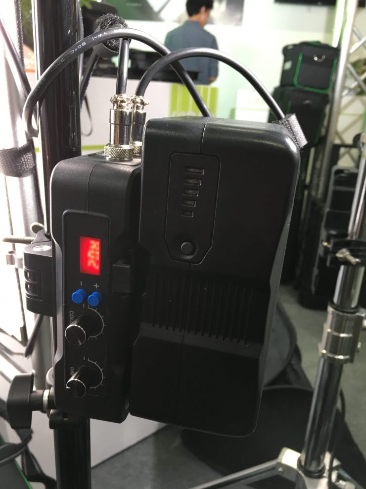 Photokina 2016: Ledgo portable large Versatile-Bi-Color LED mat ...