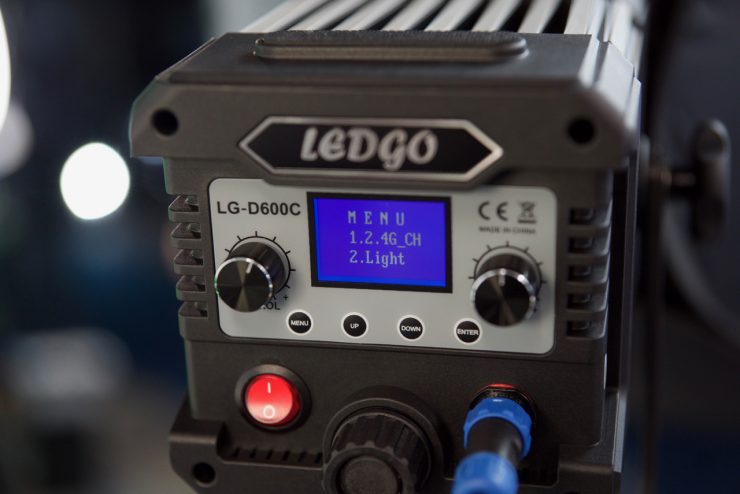 Interbee 2016: LEDGO LG-D600C Compact LED Fresnel Light - Newsshooter
