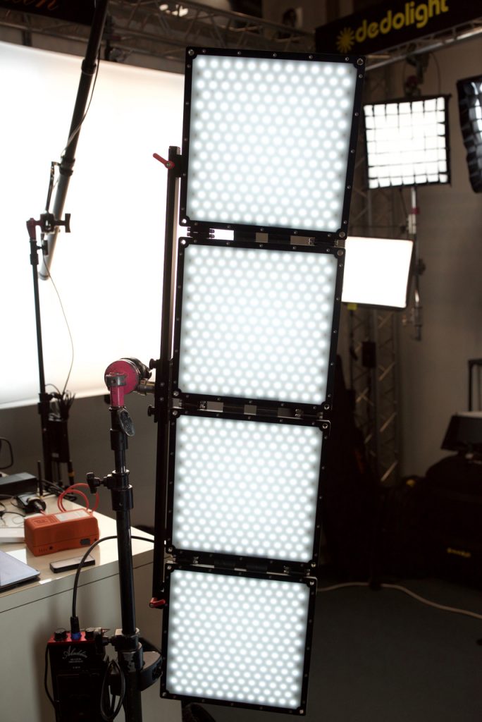 Interbee 2016: Aladdin BI-FOLD LED lights get a new mounting solution ...