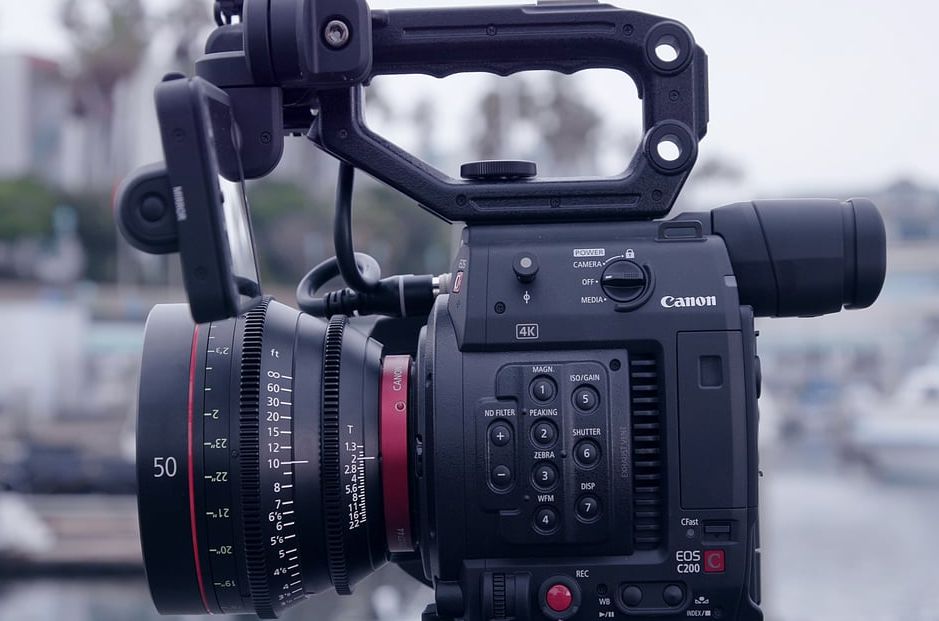 First vision from the Canon C200- “From Dock to Dish” - Newsshooter
