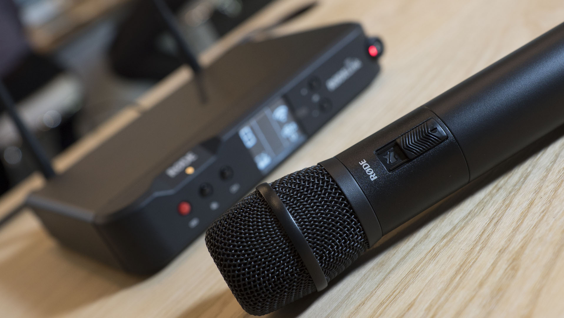 RØDE RodeLink Performer Kit – IBC 2017 - Newsshooter