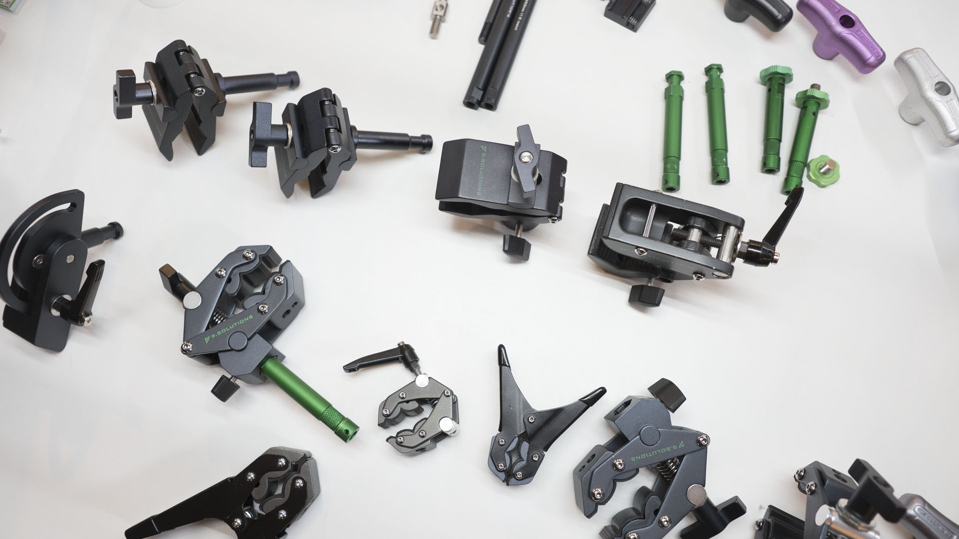 9.Solutions Mini C-Pan Arm – IBC 2017 - Newsshooter