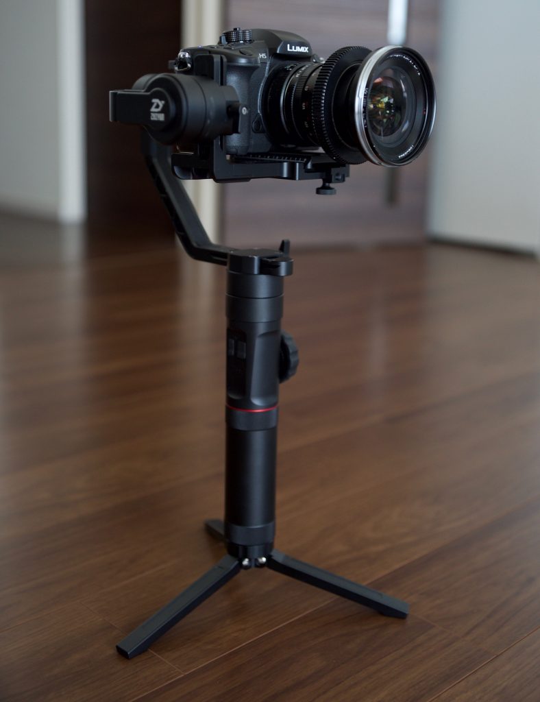 Zhiyun-Tech Crane 2 – 3-axis handheld stabilizer with integrated follow ...