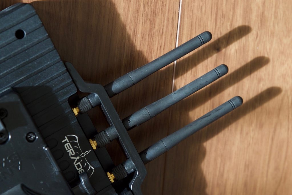 SmallHD 703 Bolt Review – a streamlined HD monitoring solution with no ...