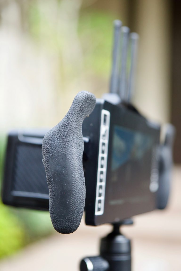 SmallHD 703 Bolt Review – a streamlined HD monitoring solution with no ...