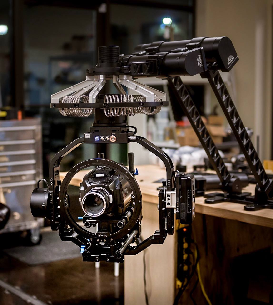 Letus Helix Remote Head - High-End Cinematography Gimbal - Newsshooter