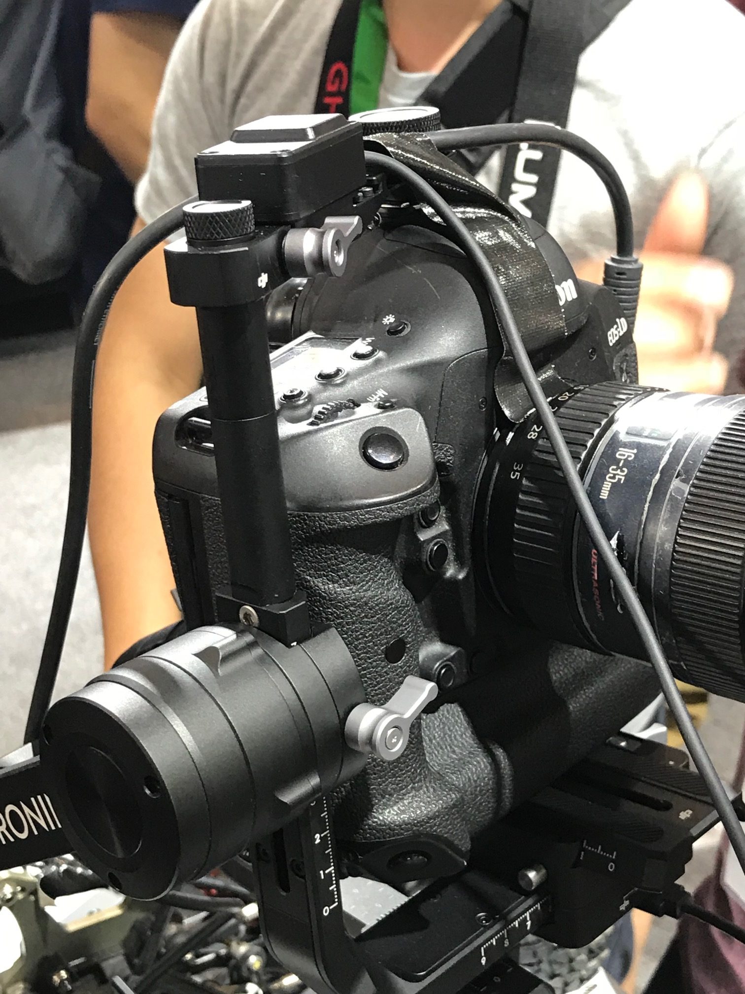 DJI Ronin-S accessories first look – BIRTV 2018 - Newsshooter