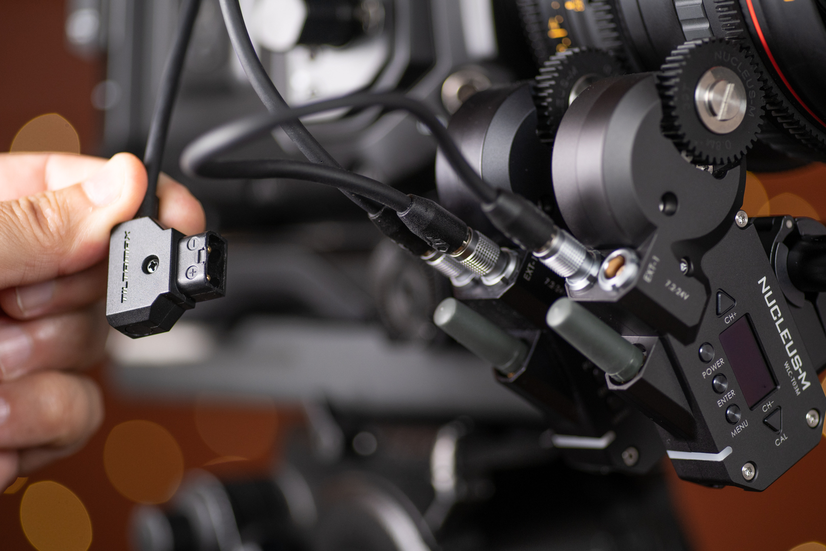 Tilta Nucleus-M wireless follow focus. A loaded kit for a competitive price - Newsshooter