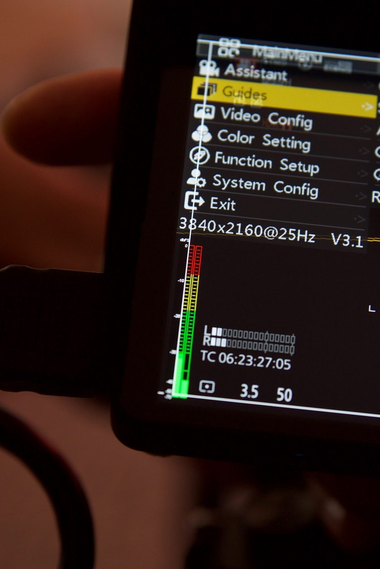 Bestview S5 5.5″ full HD monitor hands-on review - Newsshooter