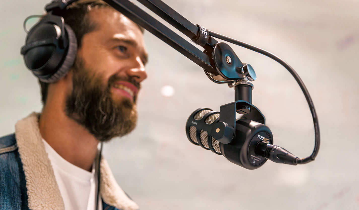 RØDE PodMic - Podcast-Ready Dynamic Microphone - Newsshooter