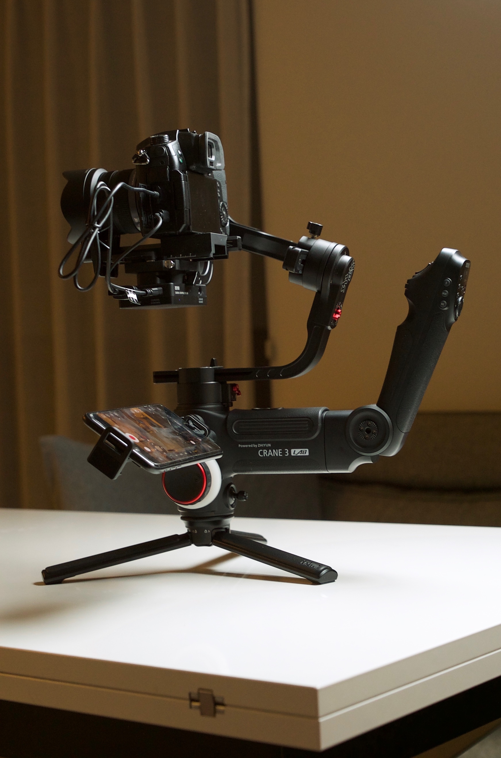 Zhiyun Crane 3 Lab, the new king of gimbals? Our hands-on Review ...