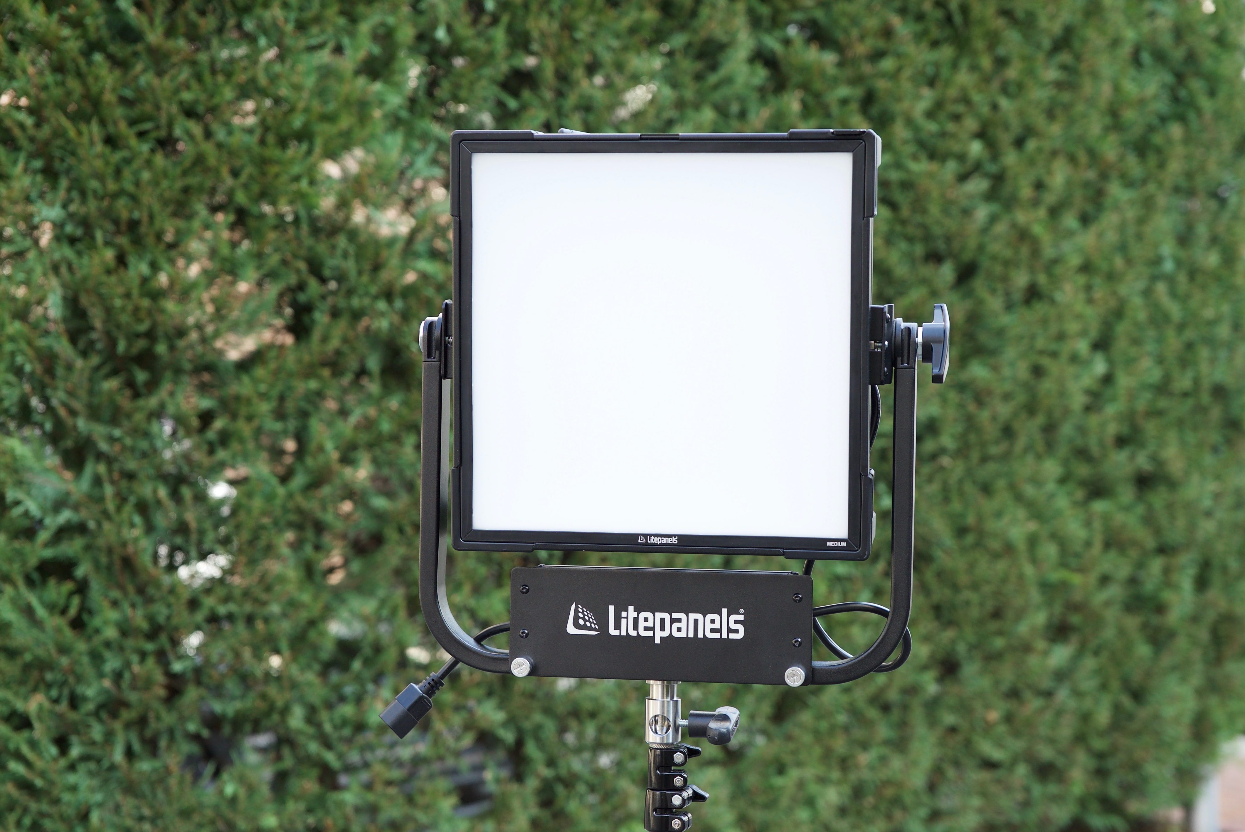 Litepanels Gemini 1x1 Soft Review - Newsshooter