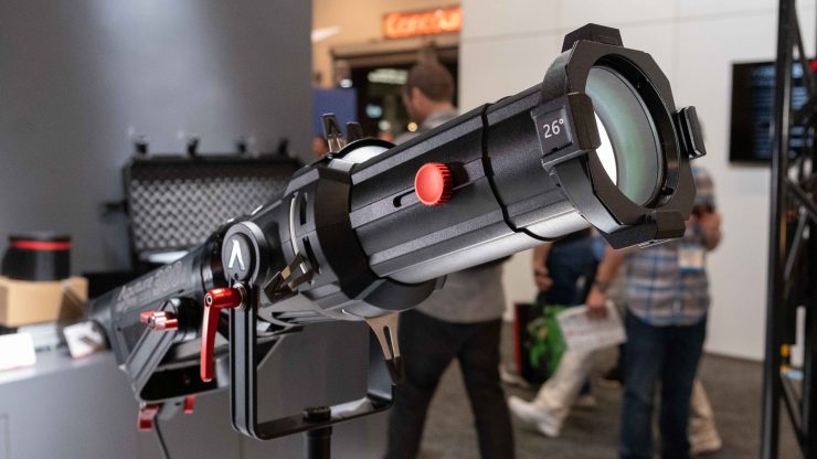 Aputure Spotlight Mount - Newsshooter