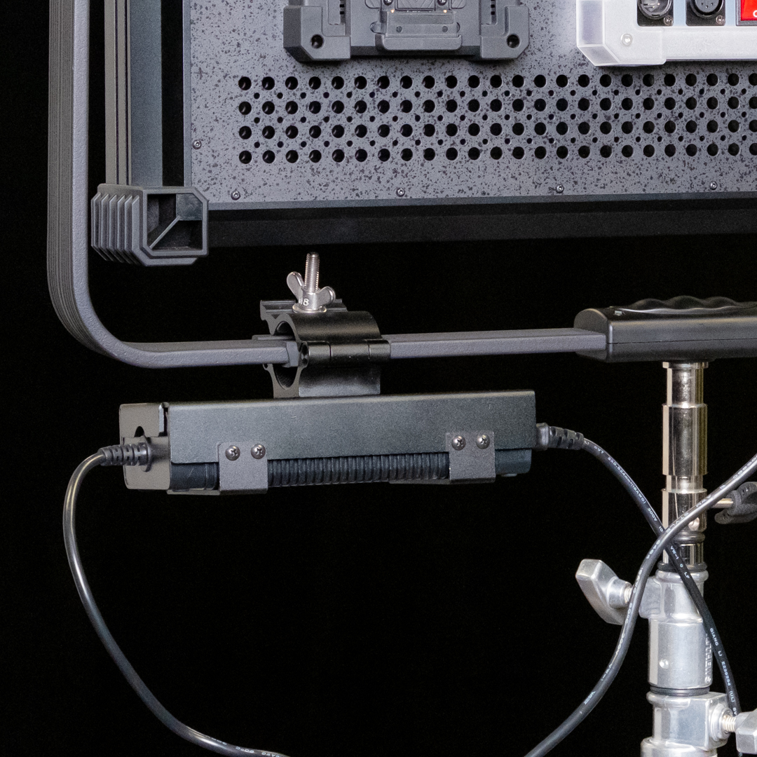 Ledgo LG-G260 LED RGB Studio Light Review - Newsshooter