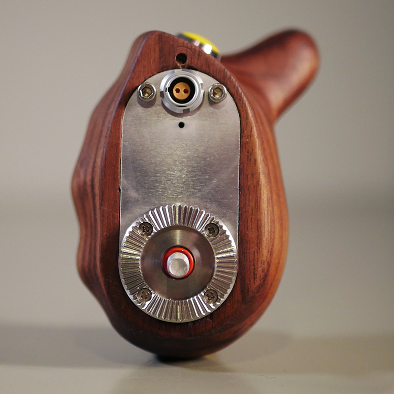 Element Gear Bluetooth Triggers & Grips for BMPCC 4K & Ursa Mini Pro ...