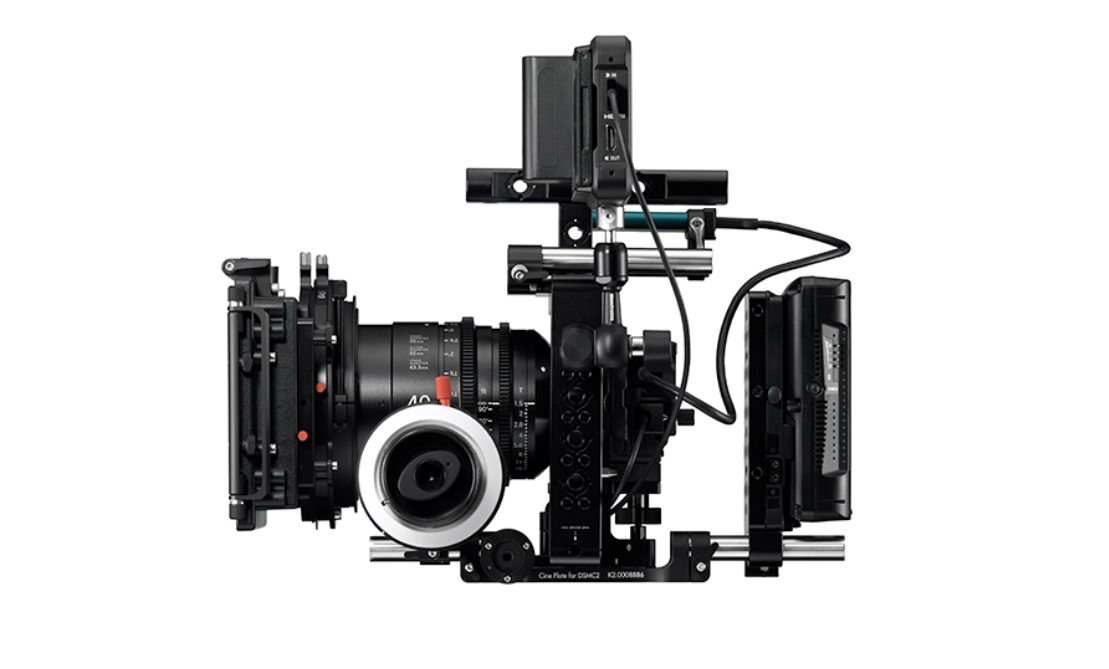 SIGMA fp L & EVF-11 Electronic Viewfinder - Newsshooter