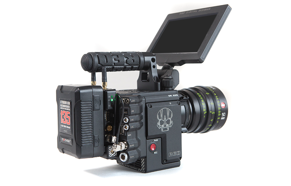 Vaxis Storm 3000 Dual V-lock TX Review - Newsshooter