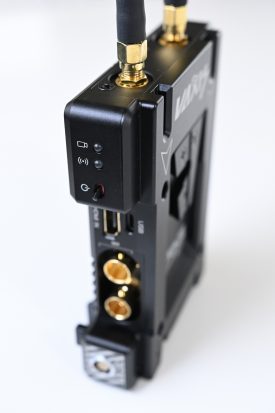 Vaxis Storm 3000 Dual V-lock TX Review - Newsshooter