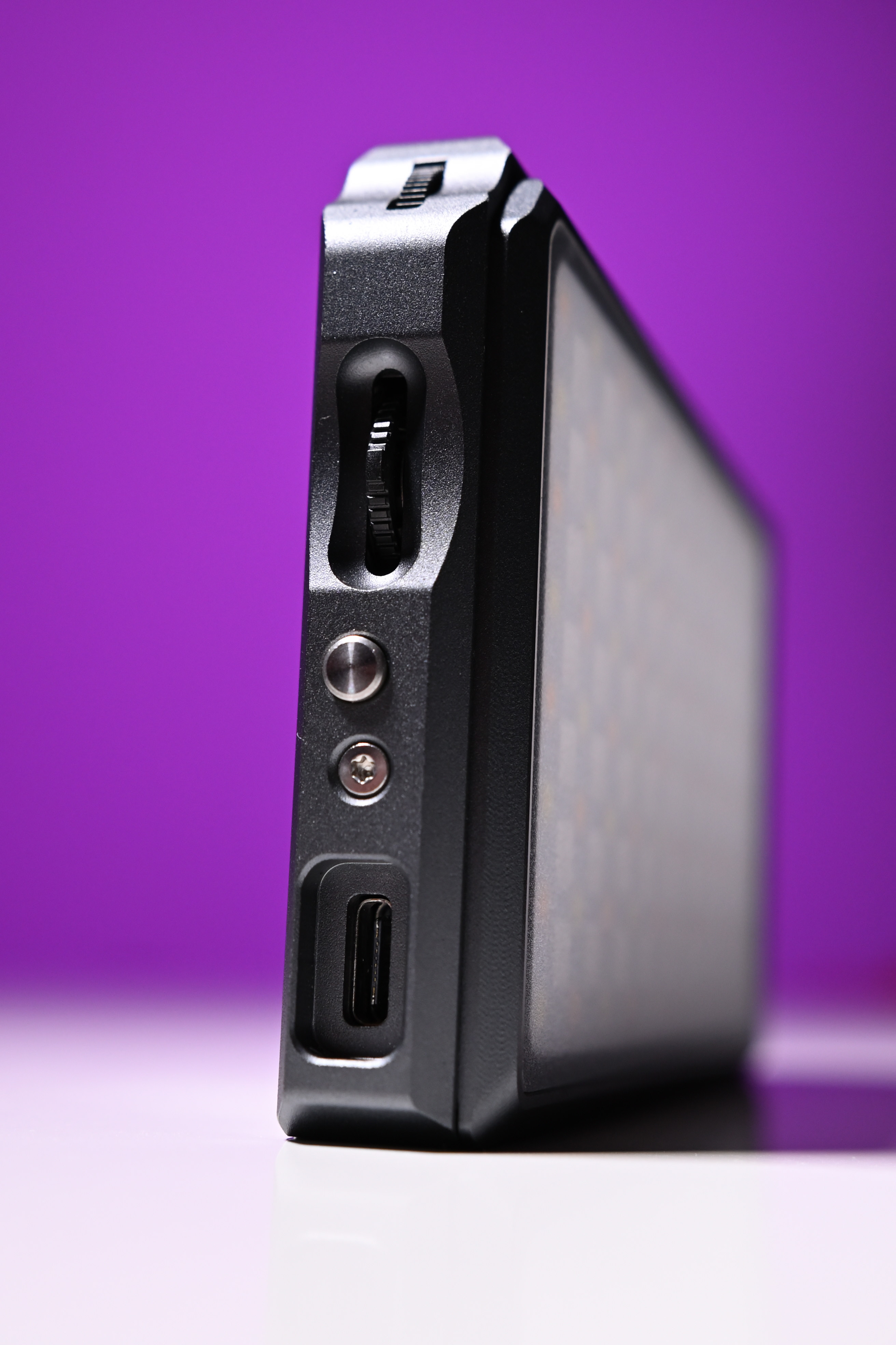 DSC 2925 01 - Newsshooter