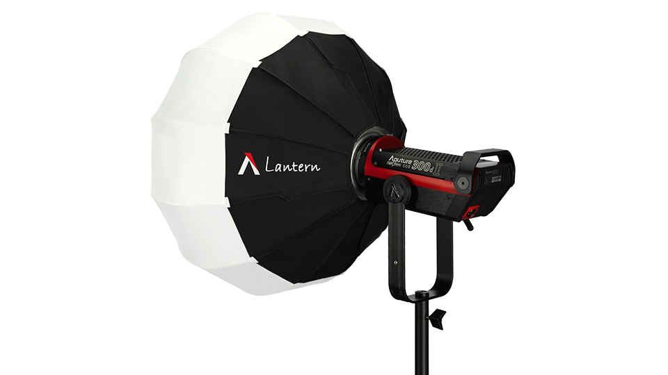 Hands-On with the Aputure Bowens Mount Lantern - Newsshooter