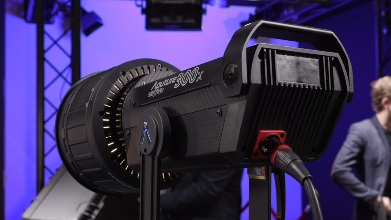 Aputure 300X bi-colour LED light - Newsshooter