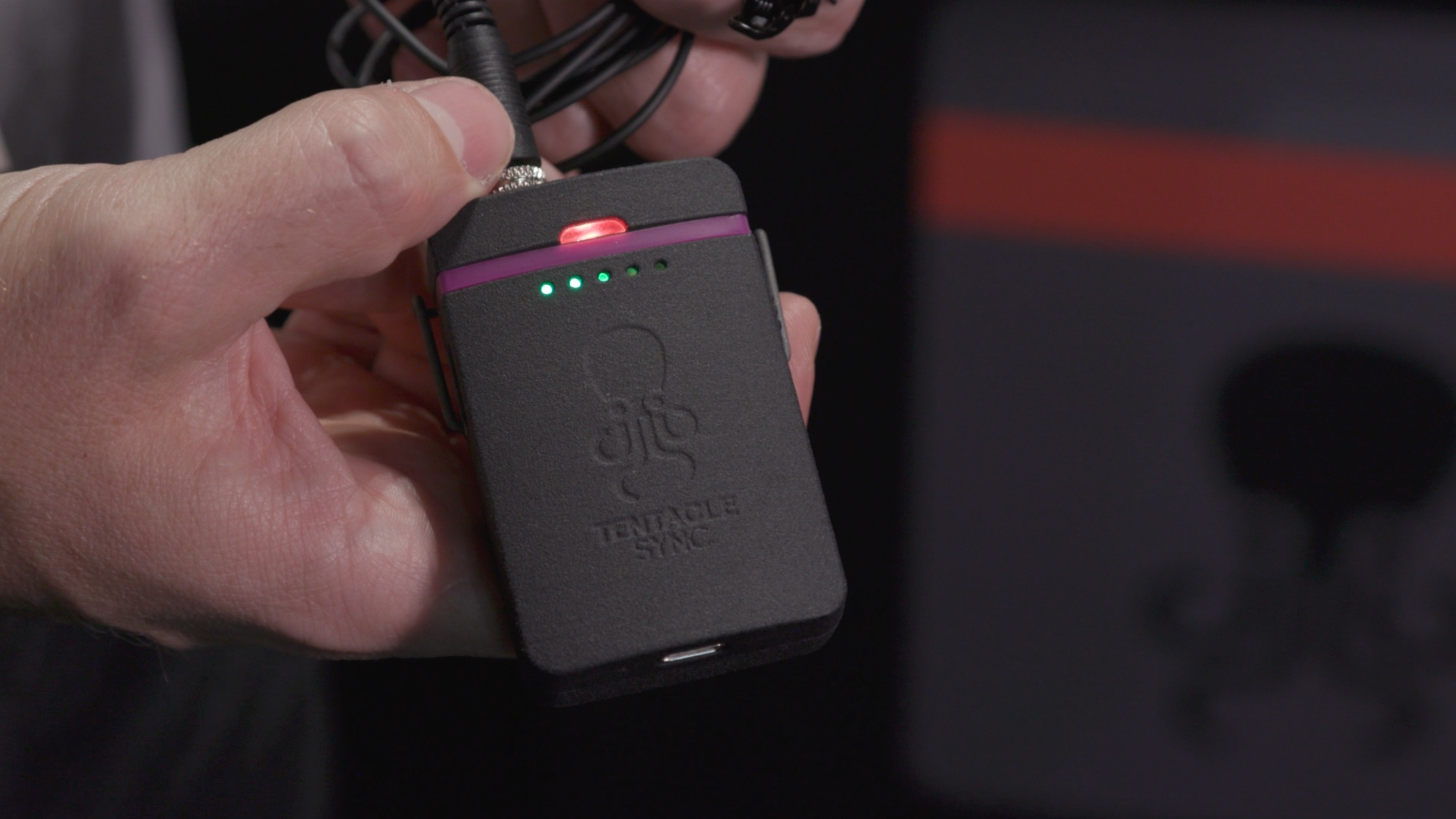 Track E 2 - Newsshooter