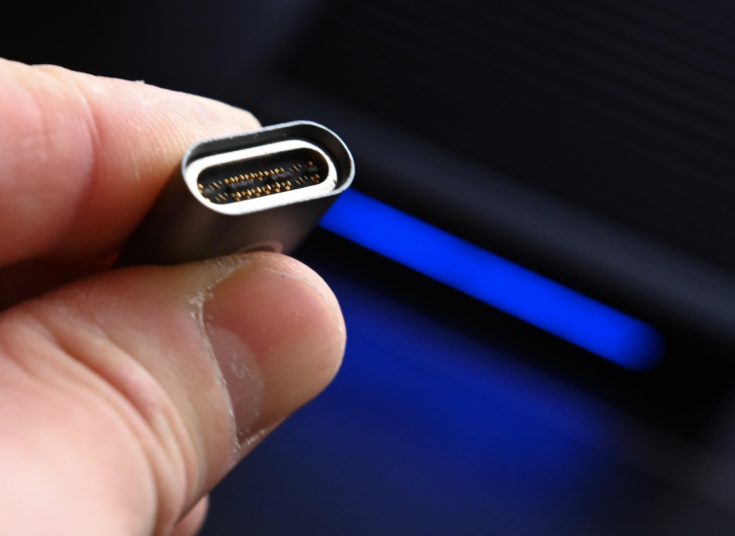 MagRig Magnetic USB-C Adapter Review - Newsshooter