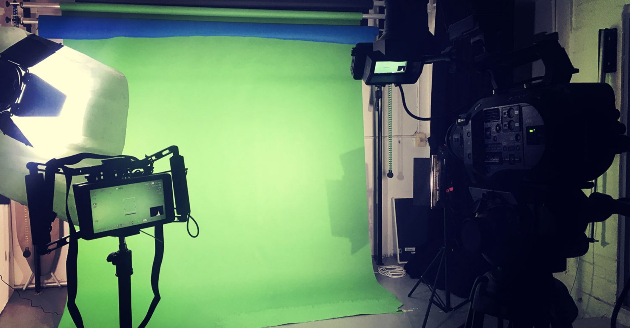 Building a DIY wireless directors monitor on a budget - Newsshooter