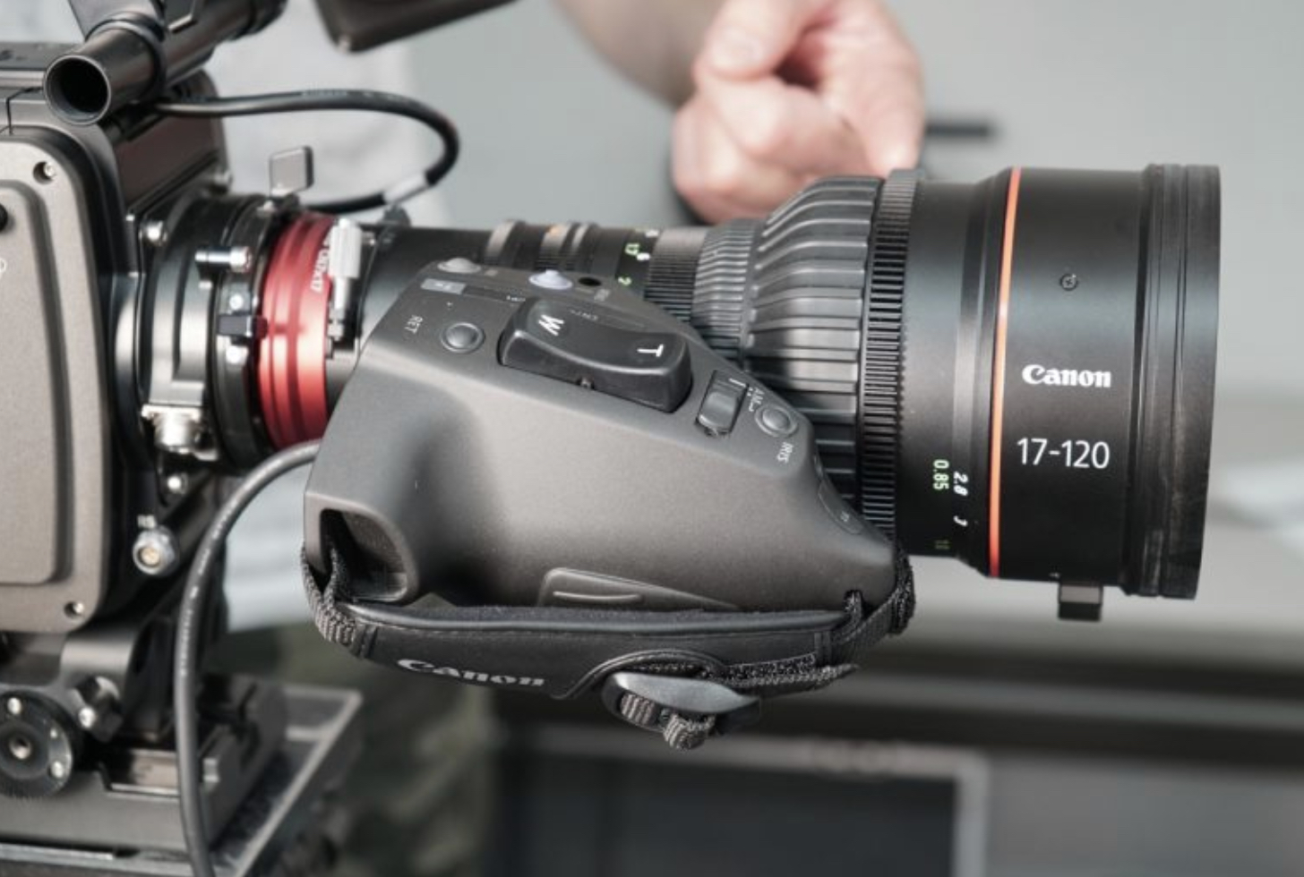 Canon CINE SERVO 15-120mm T2.95-T3.95 - Newsshooter