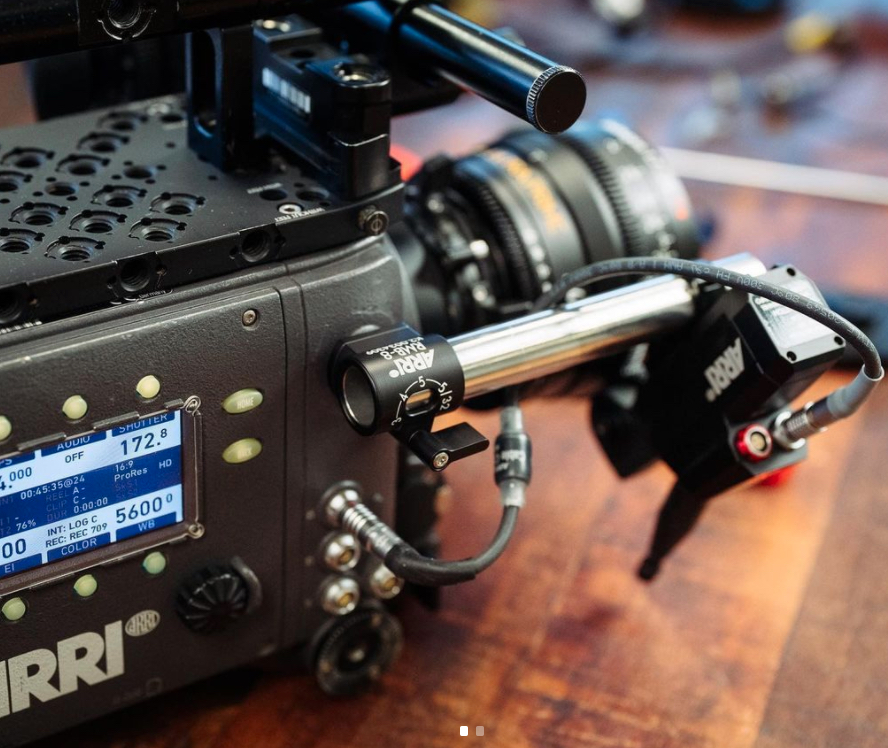 ARRI RMB-8 Rod Mounting Bracket - Newsshooter