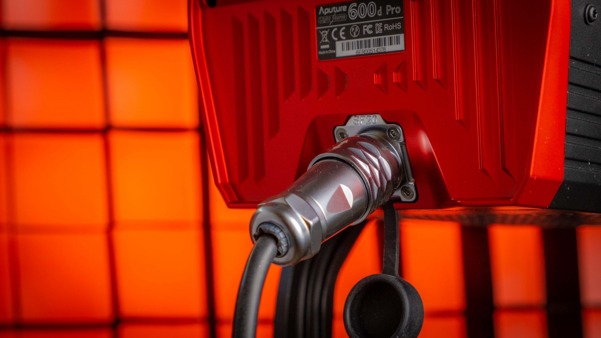 Aputure goes BRIGHT with the LS 600d Pro - Newsshooter