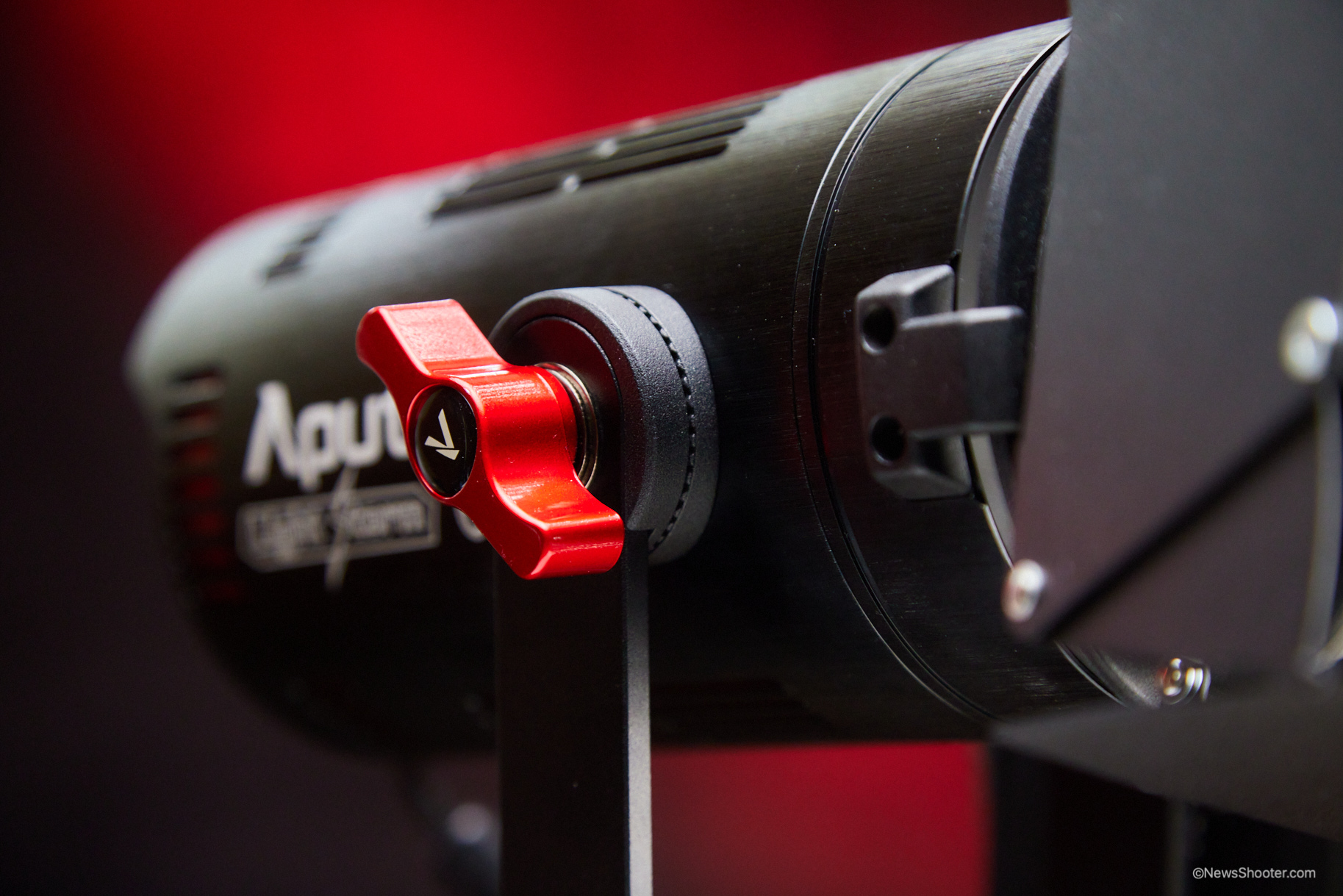 Review: Aputure Daylight LS 60d and Bi-Color LS 60x Lights - Newsshooter