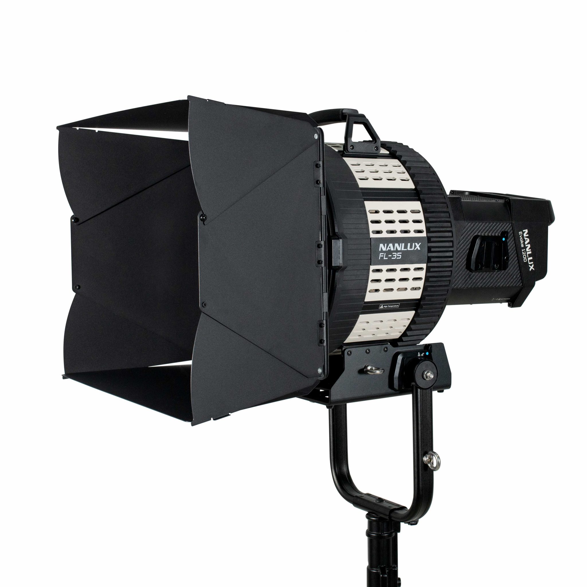 Nanlux Evoke 1200 LED Spot Light - Newsshooter