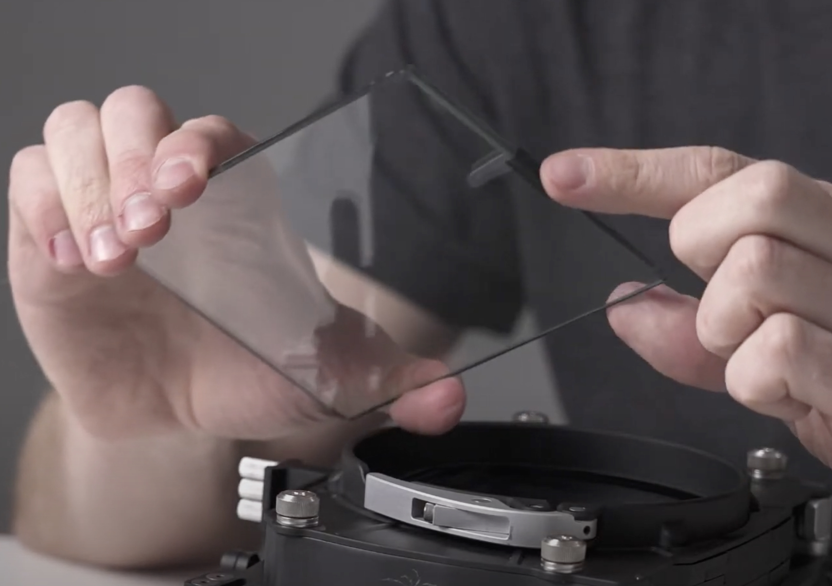 Light Widow FRS-Light Filter Reading Matte Box - Newsshooter