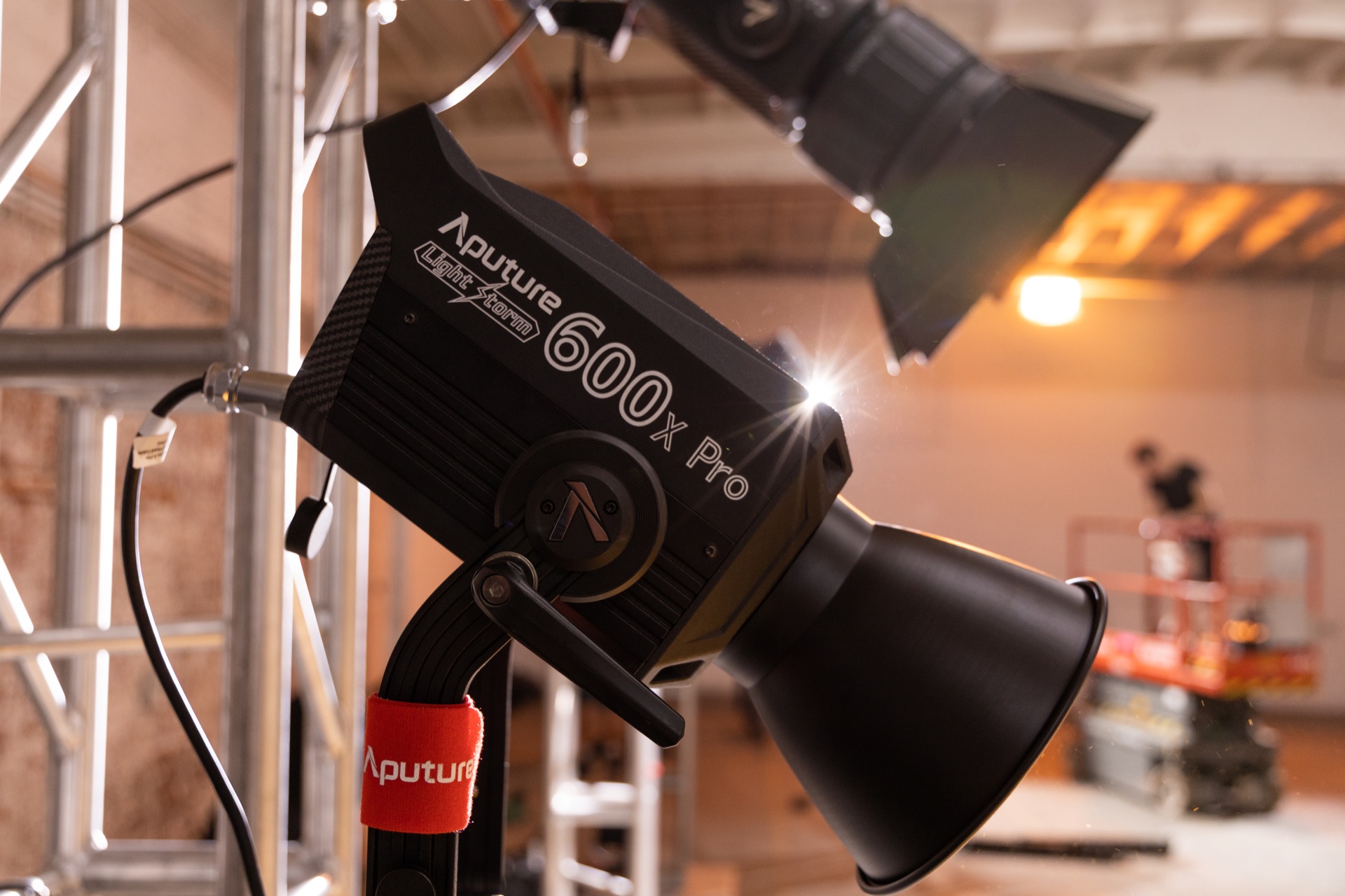 Aputure announces bi-color LS 600x Pro and 59" Light Dome 150 PLUS ...