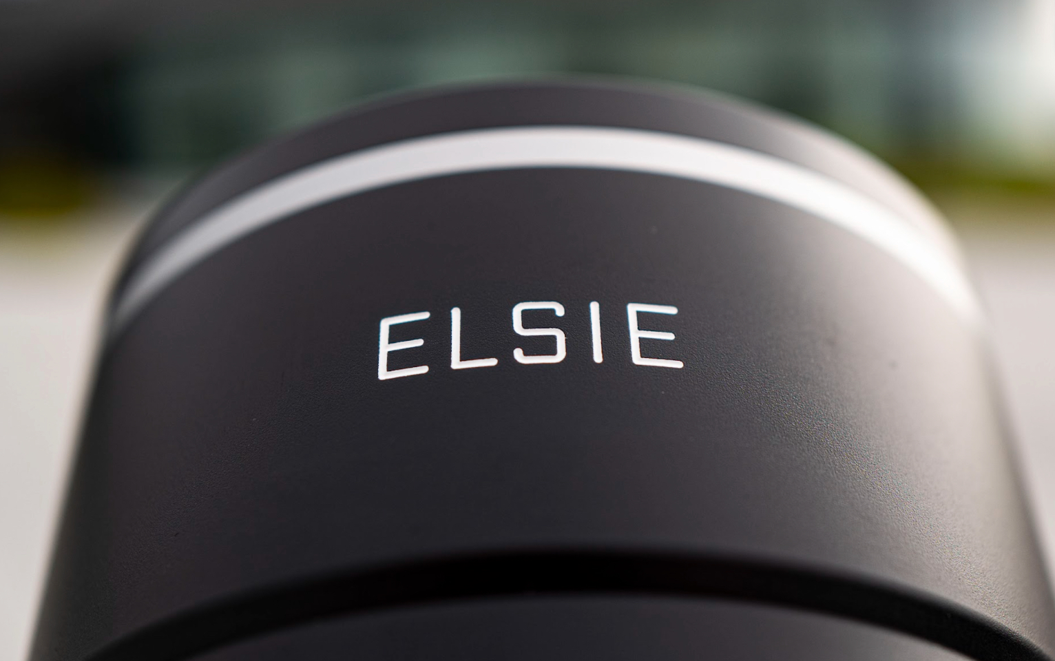 Leitz Elsie Full Frame Prime Lenses - Newsshooter