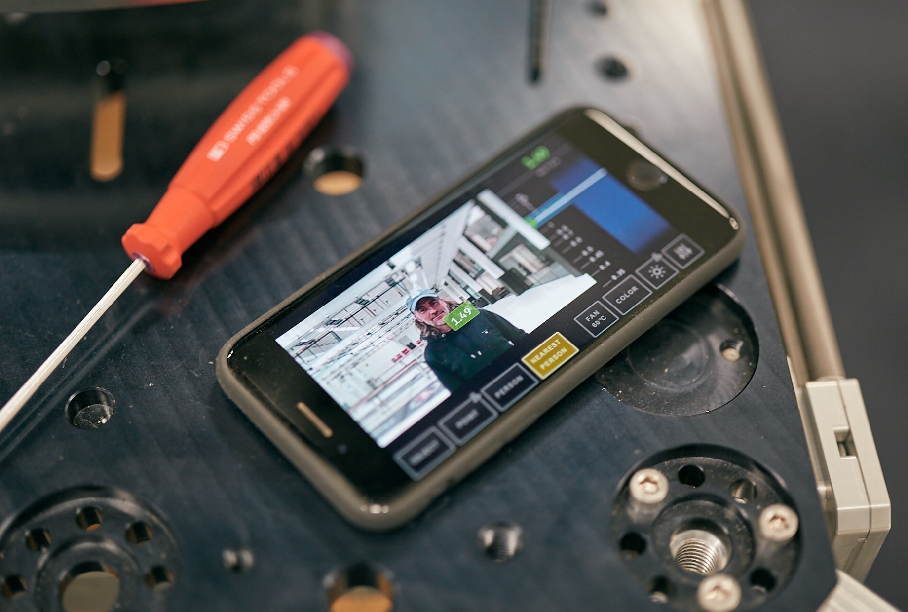 Moon Smart Focus– world's first distance measuring tool with advanced ...