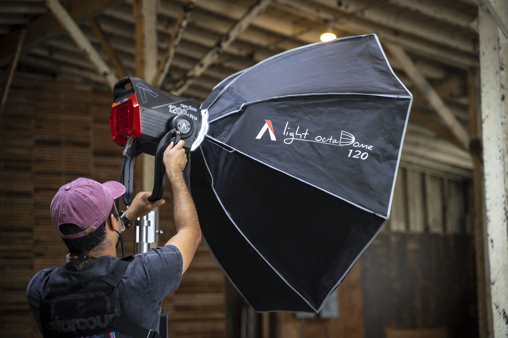 Aputure Light OctoDome 120 47.2in Bowens Mount Softbox - Newsshooter