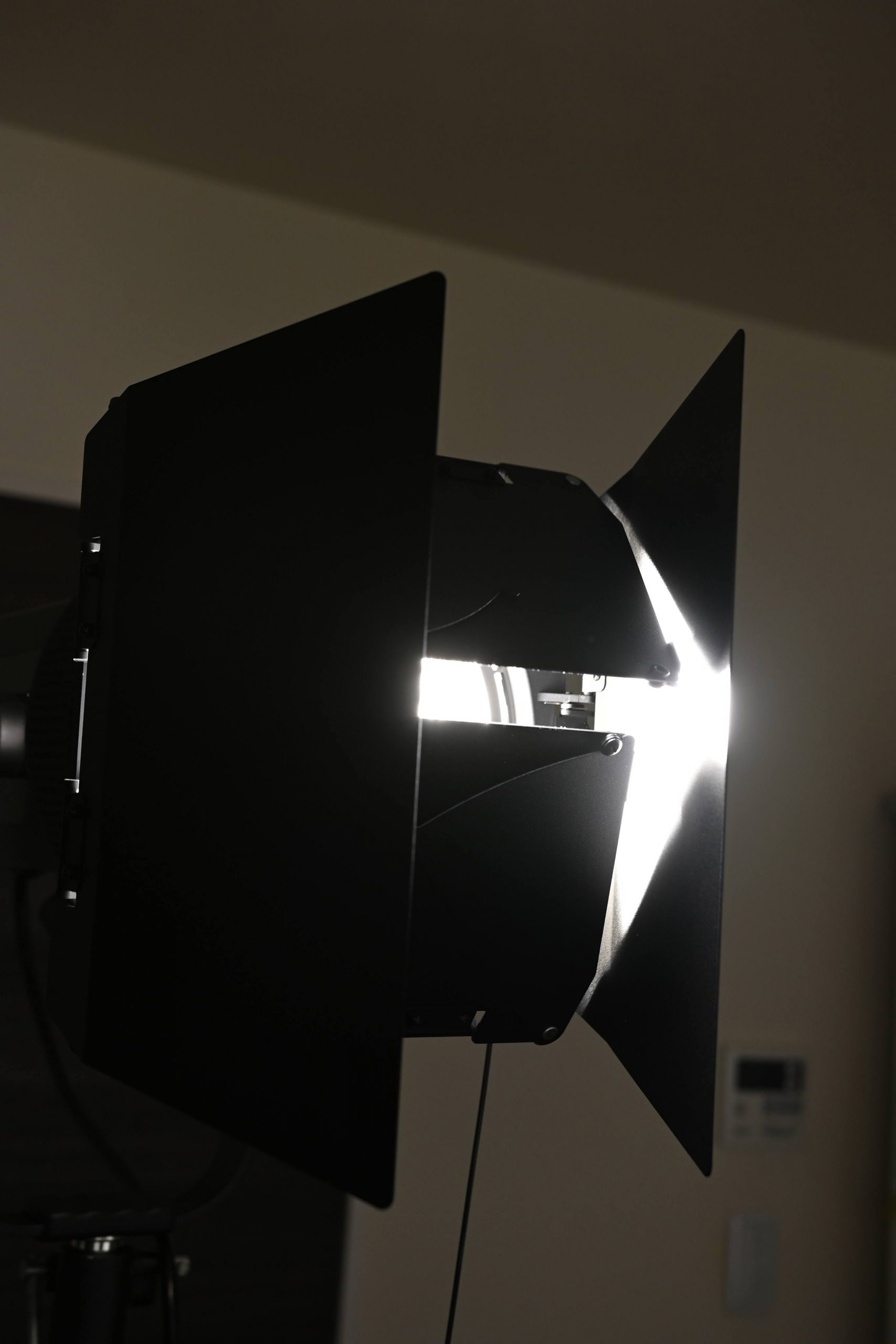 Nanlite FL-20G Fresnel Lens Review - Newsshooter