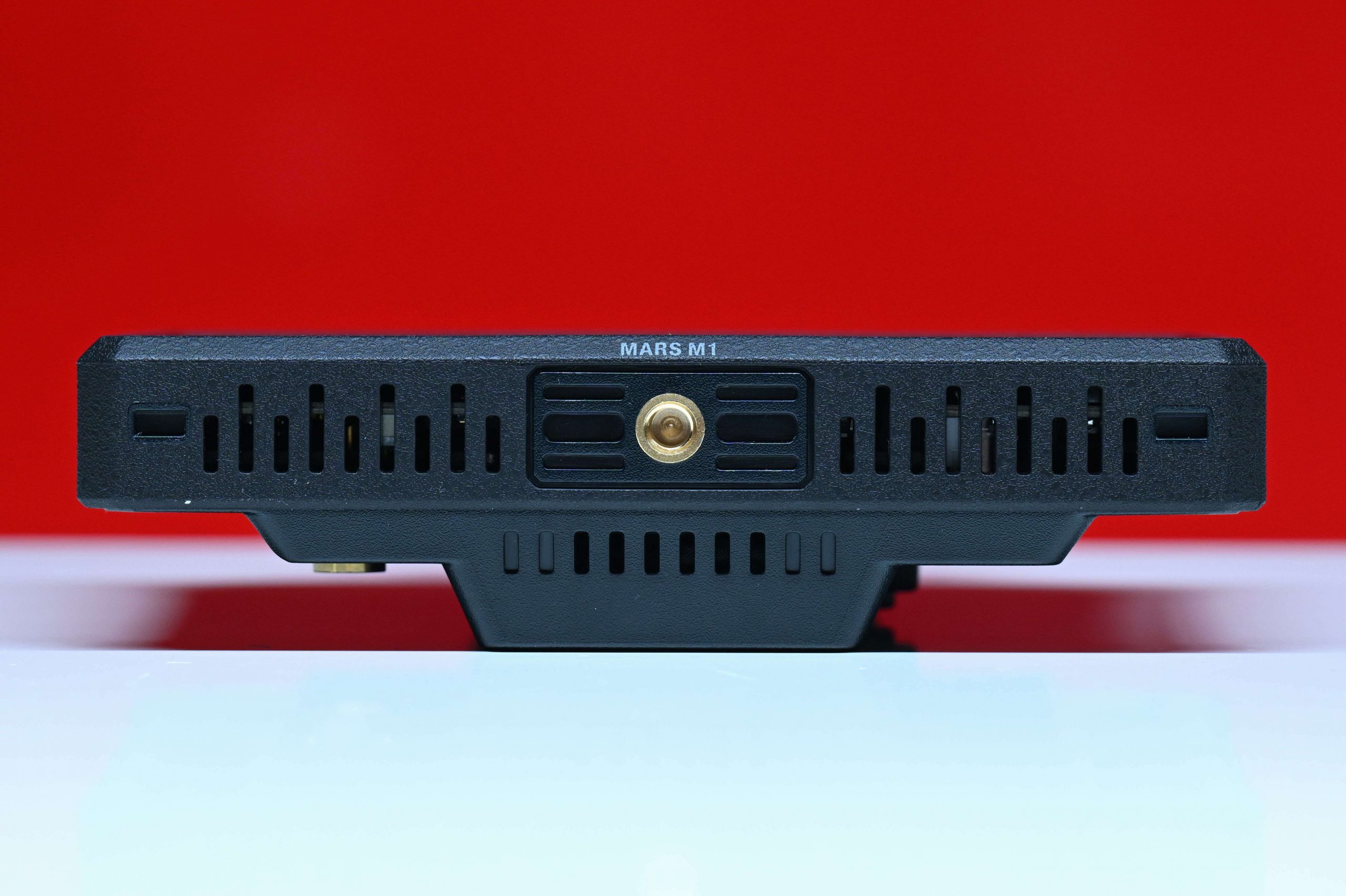 Hollyland MARS M1 40 - Newsshooter