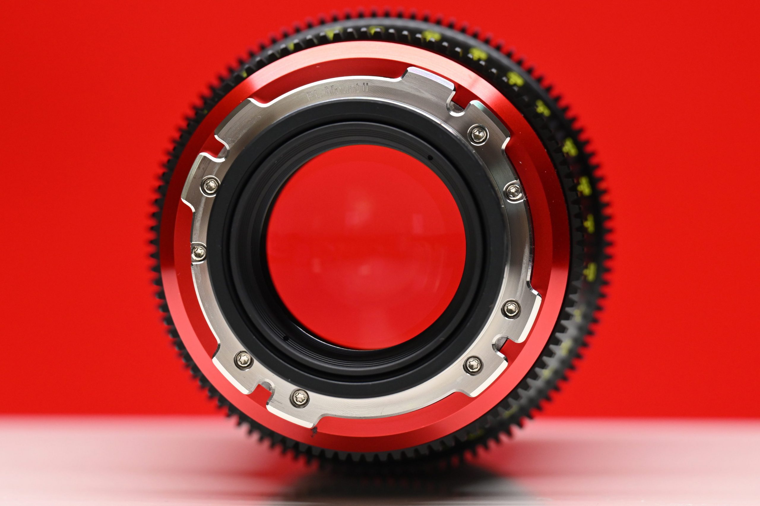 MEIKE 135mm T2.4 FF Cine Lens Review - Newsshooter