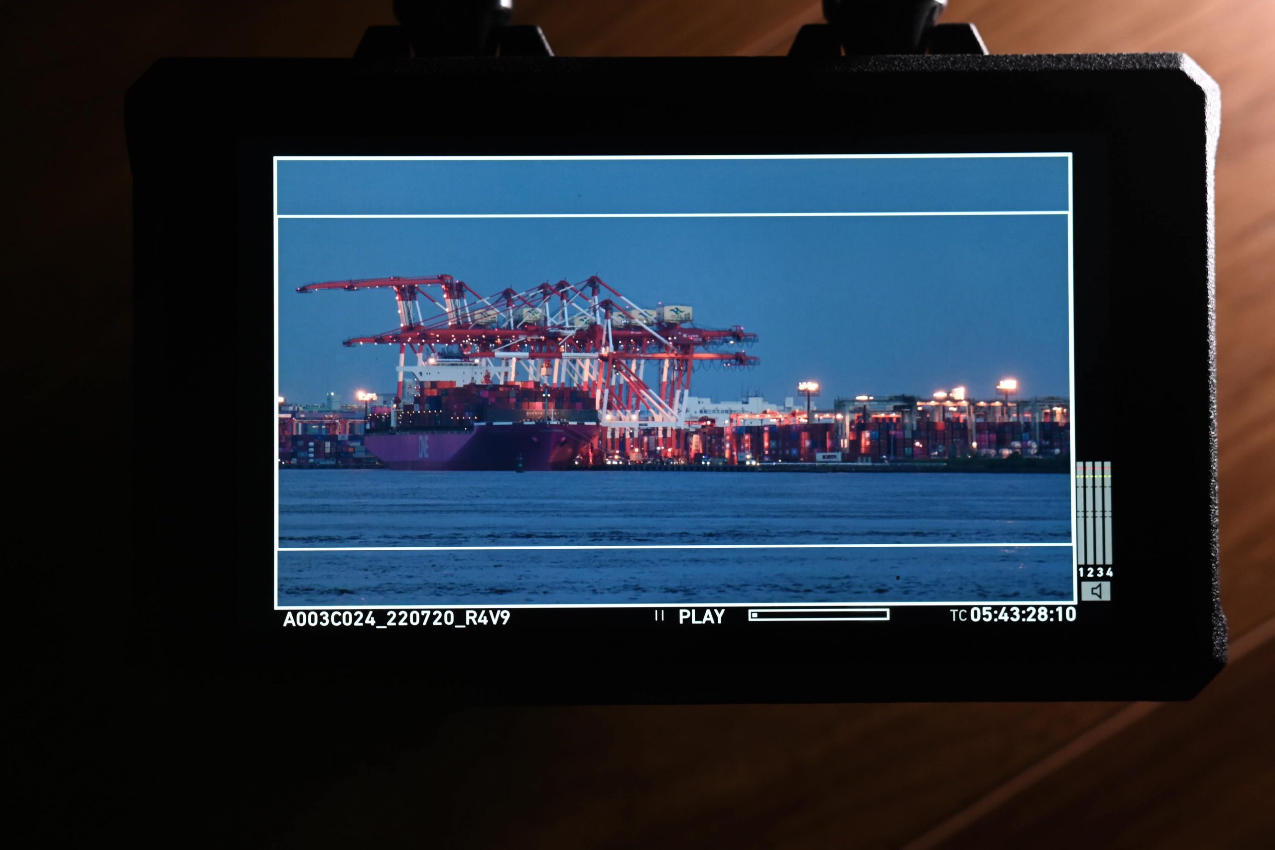 Hollyland MARS M1 120 05 - Newsshooter