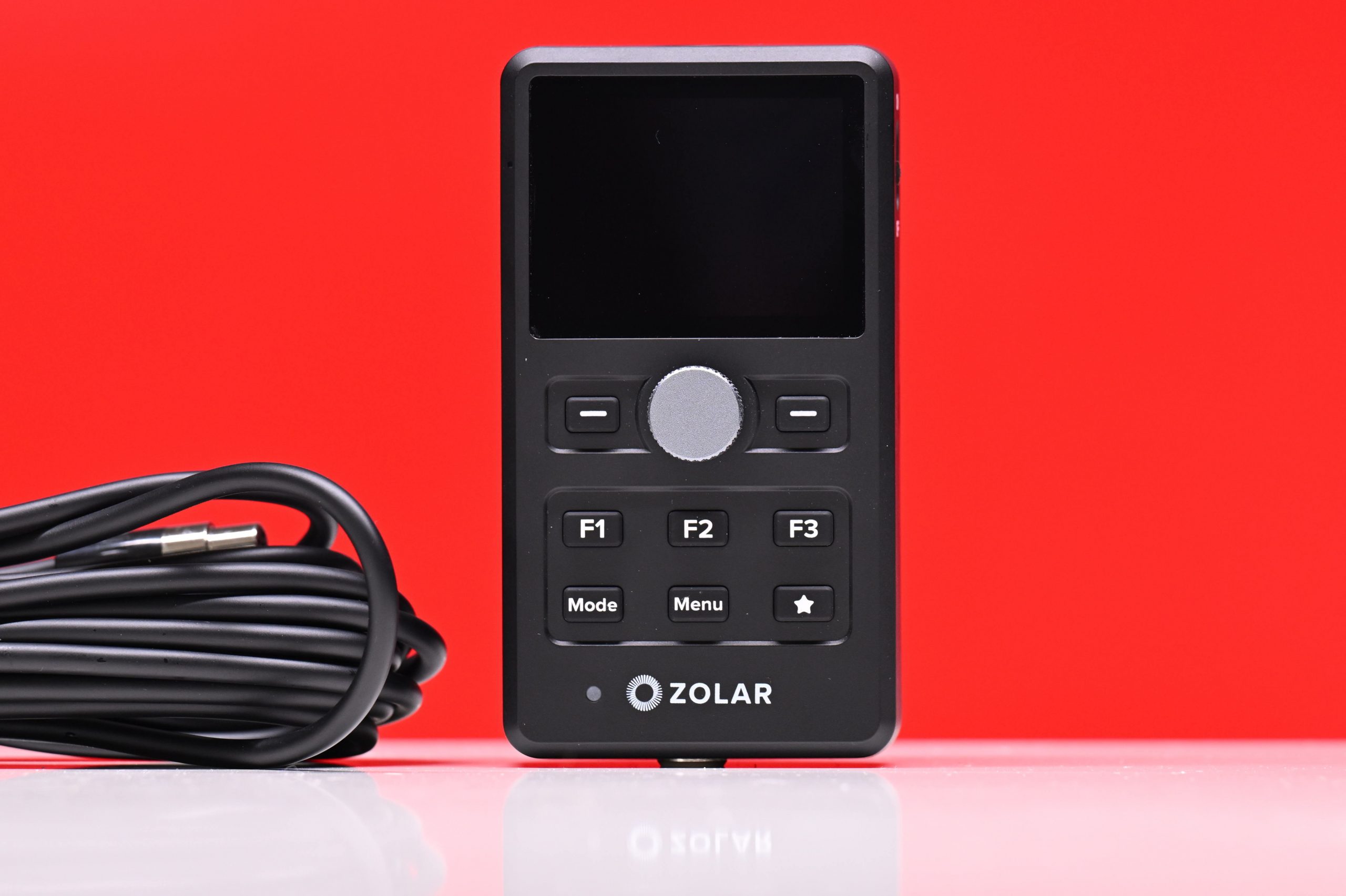ZOLAR 1x1 LED Lights 115 - Newsshooter