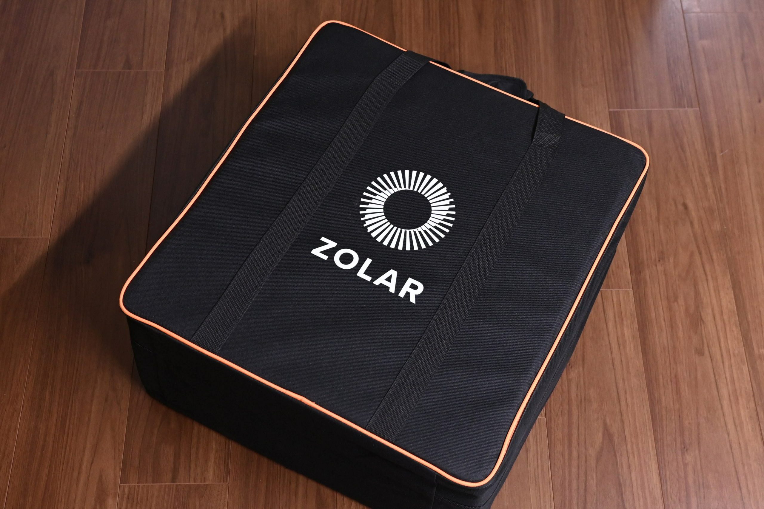 ZOLAR 1x1 LED Lights 137 - Newsshooter