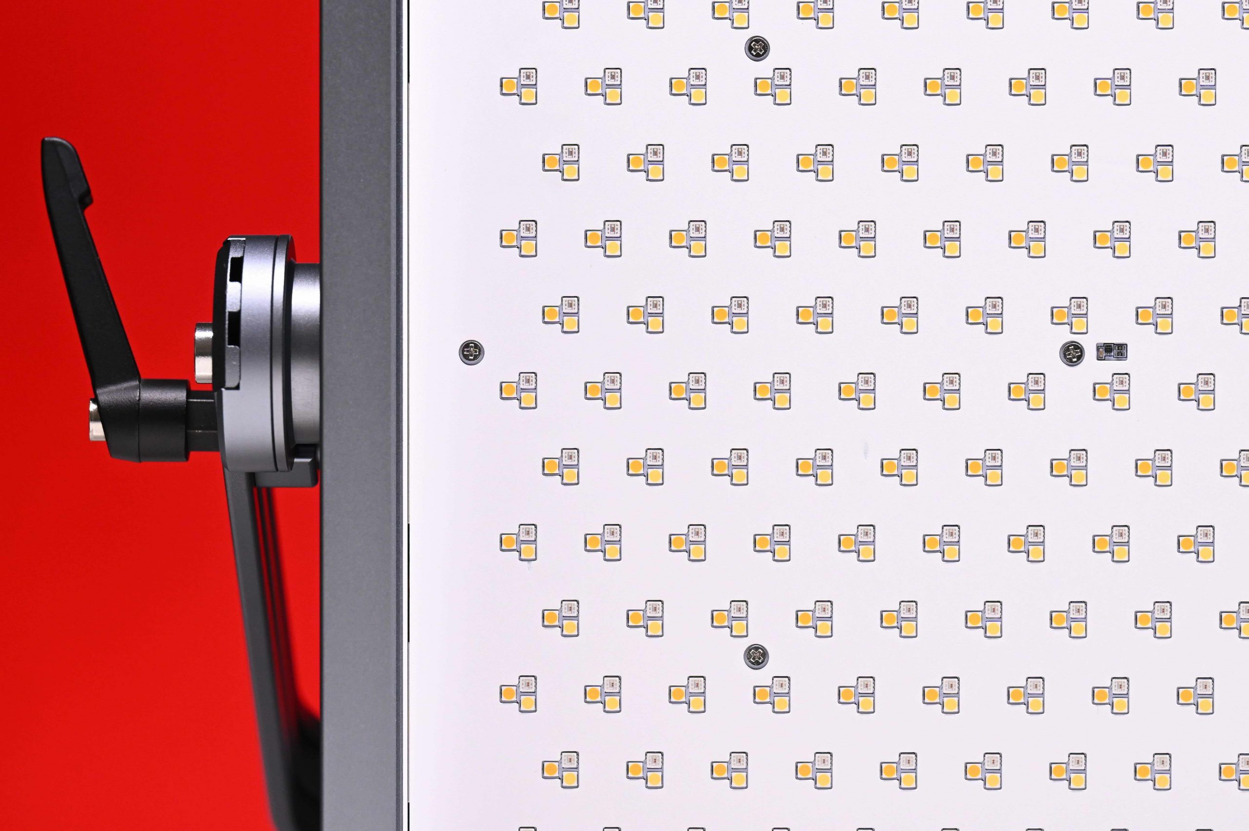 ZOLAR 1x1 LED Lights 32 60 - Newsshooter