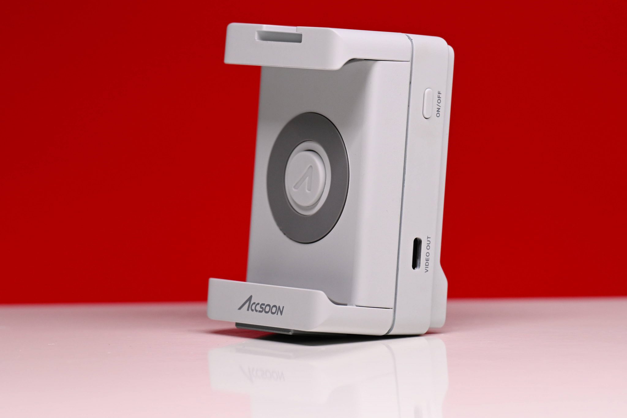 Accsoon SeeMo HDMI to USB Monitoring Adapter Review - Newsshooter