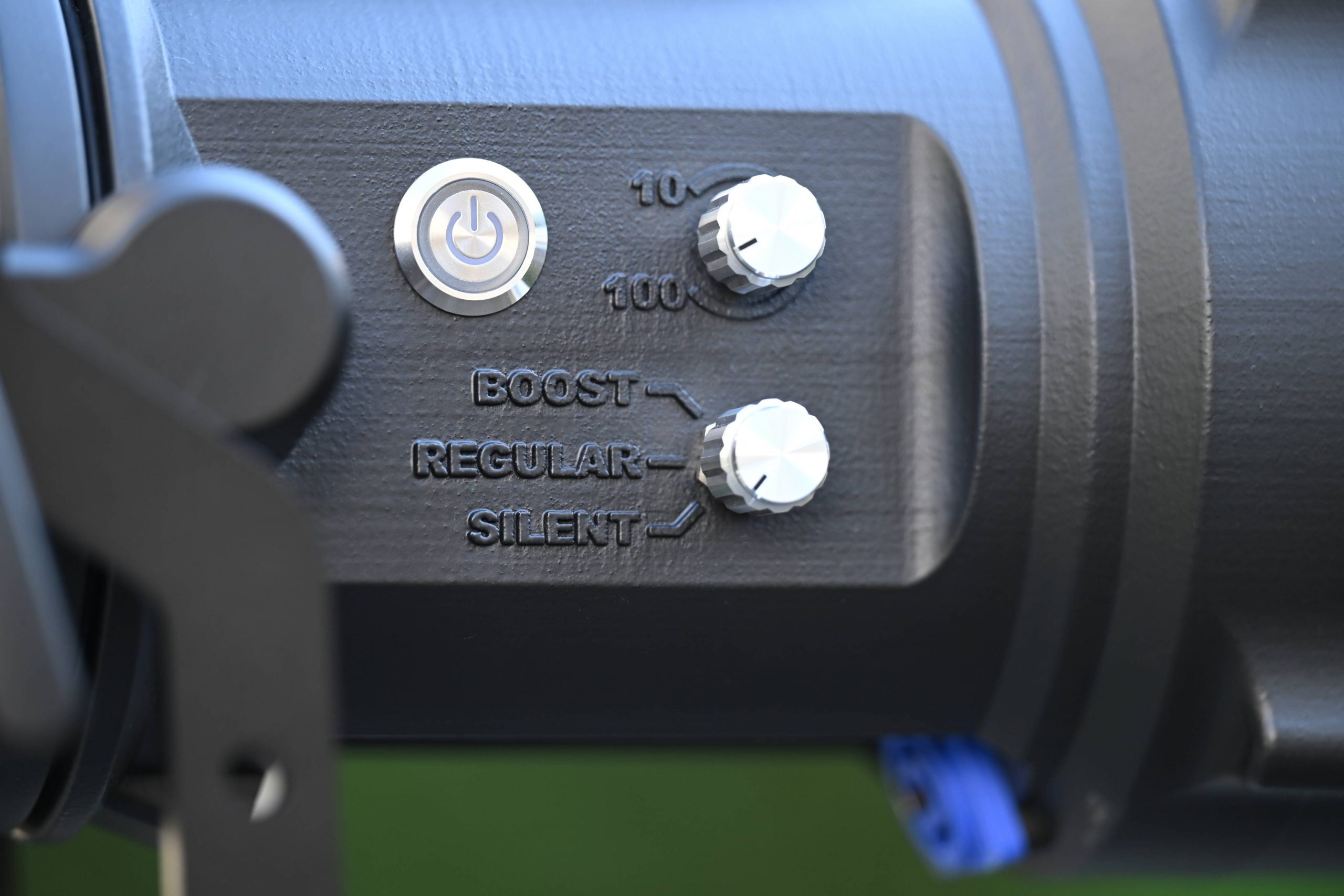 Maxima 3 96 09 - Newsshooter