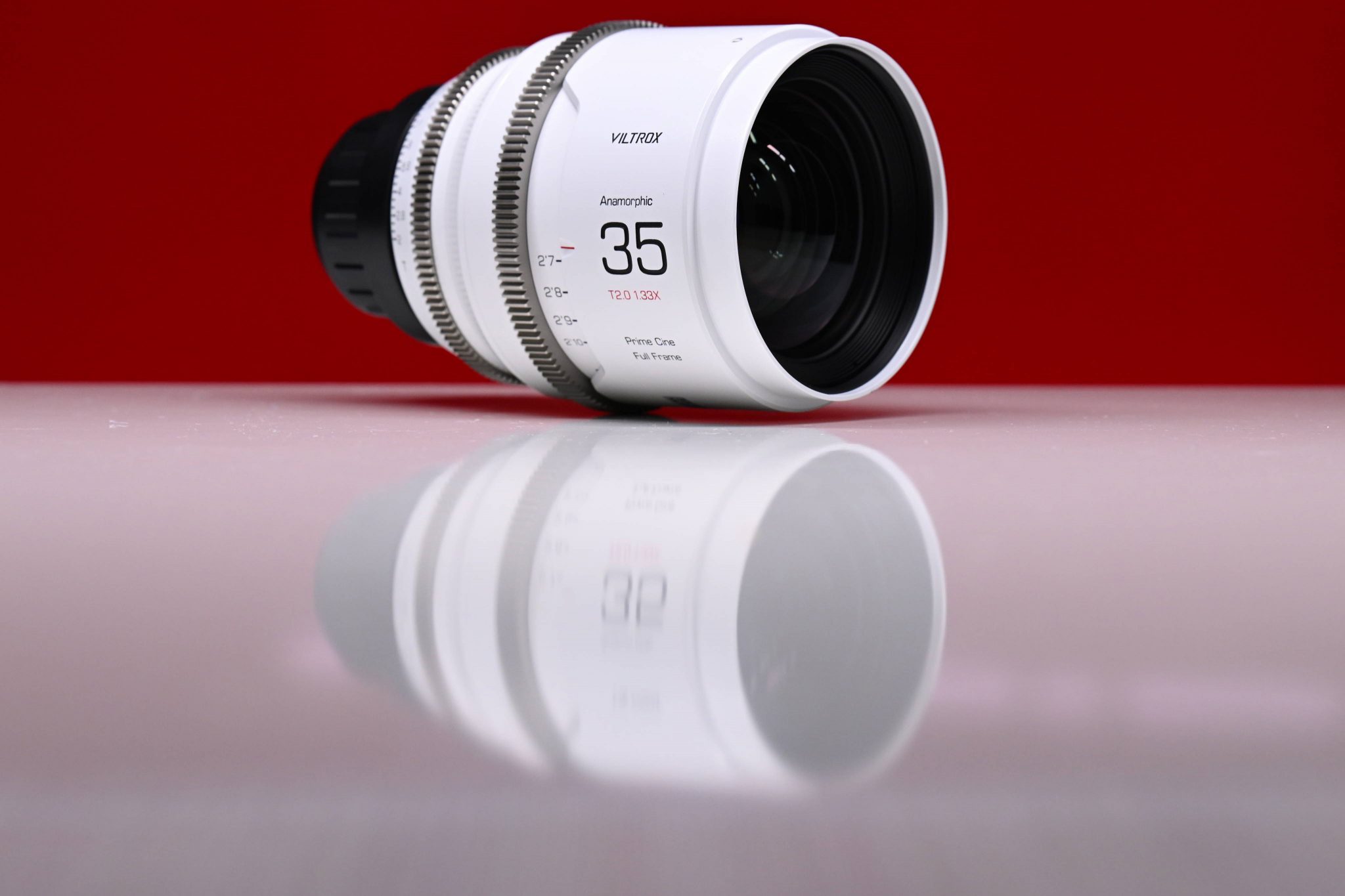 Viltrox goes more vintage with its EPIC 1.33X anamorphic lenses - Newsshooter